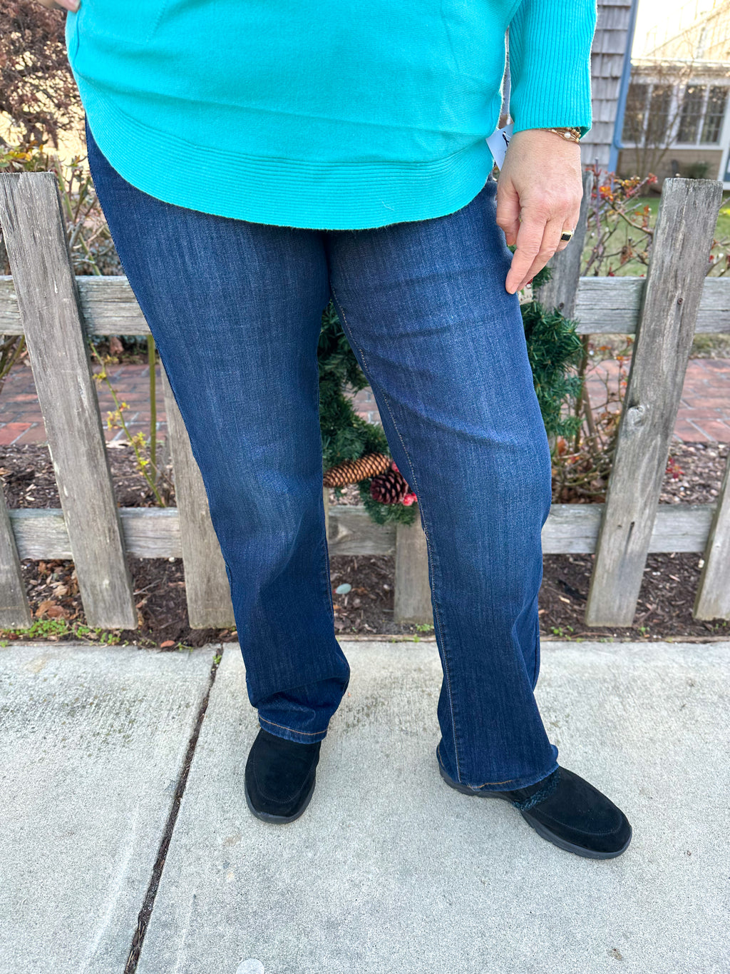 Judy Blue Dark Denim High Waist Straight Fit Jeans – Blooming Boutique