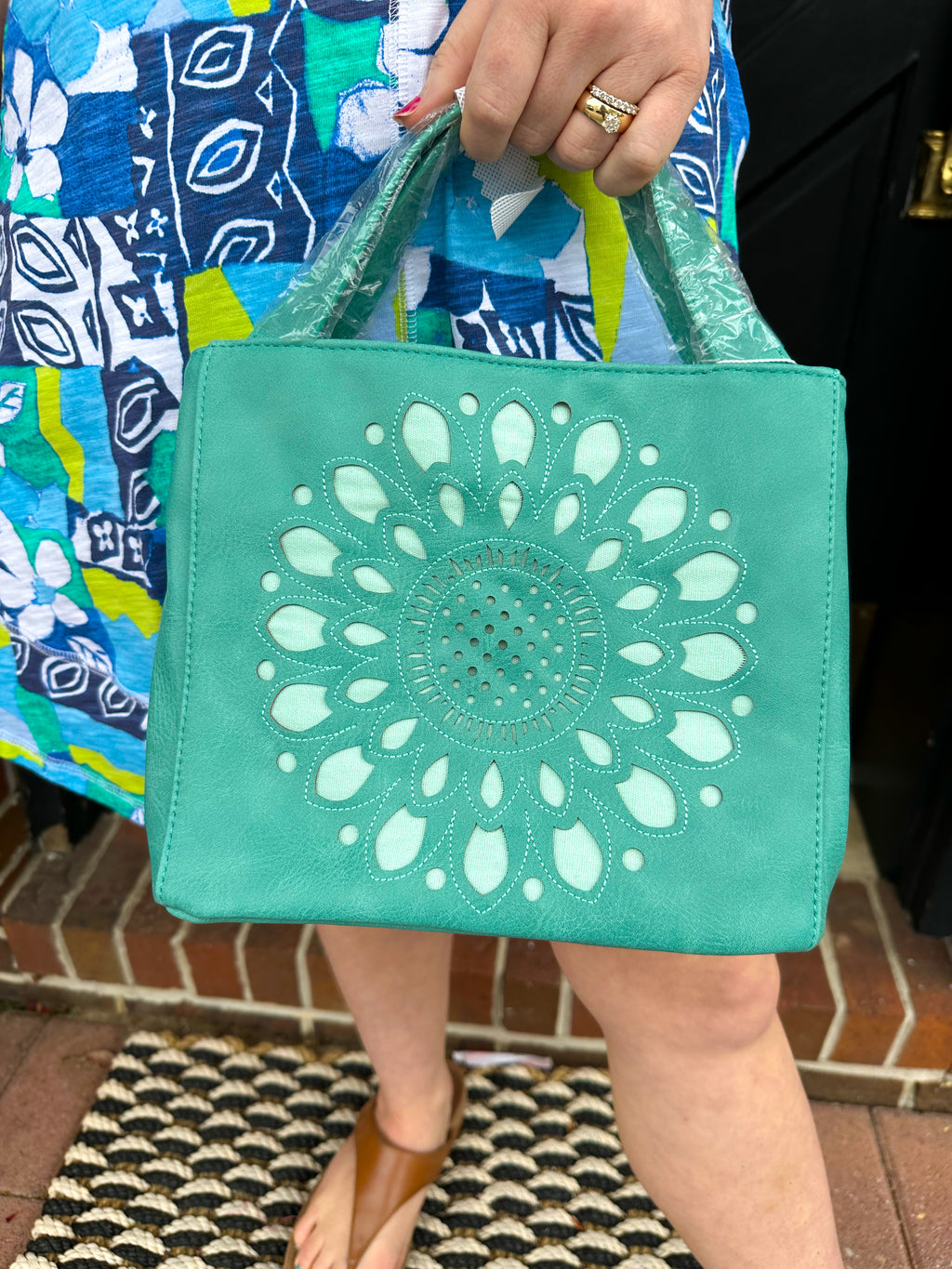 Joy Susan Teal Flower Handbag – Blooming Boutique