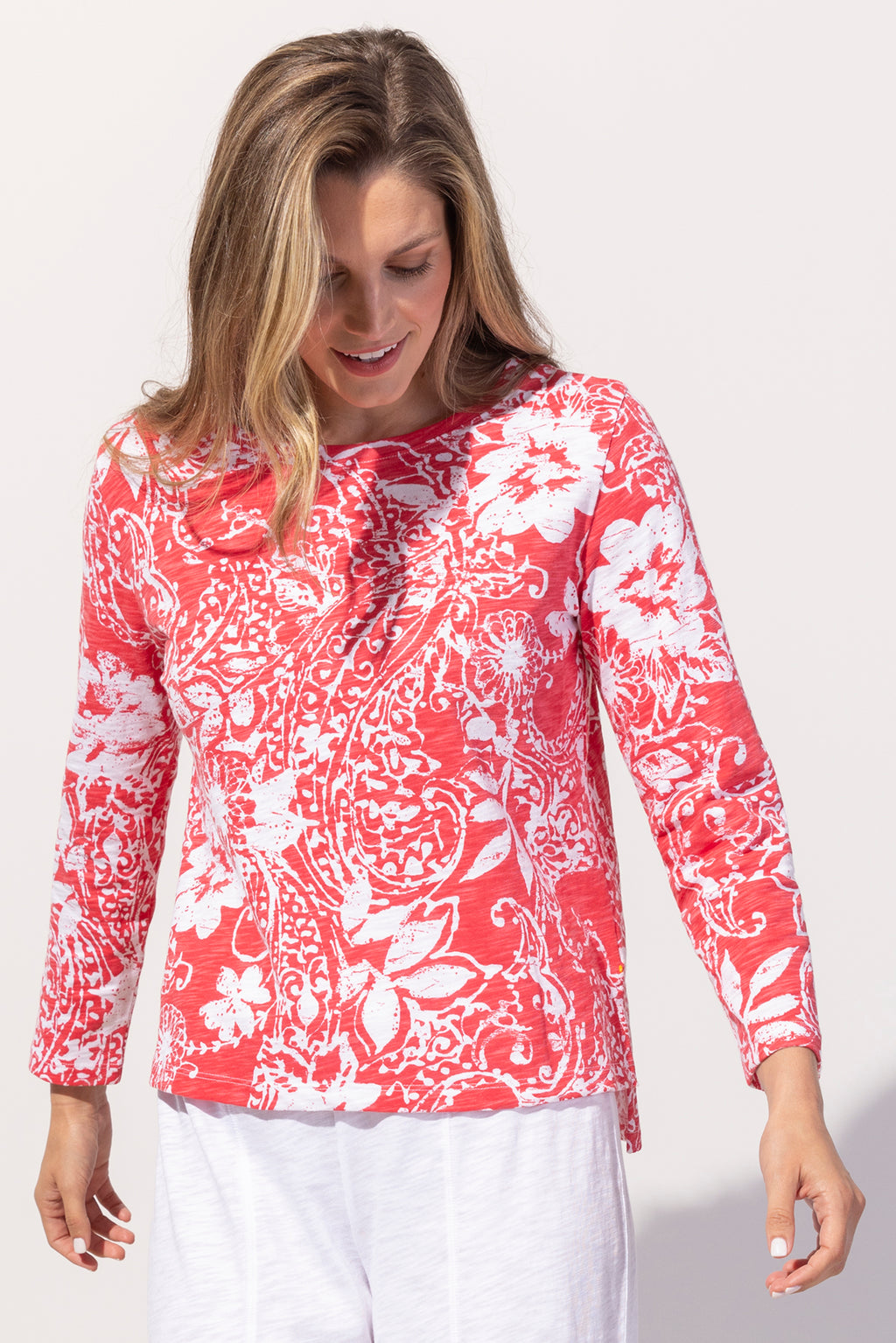 Escape by Habitat Punch Paisley Step Hem Boxy Tee – Blooming Boutique