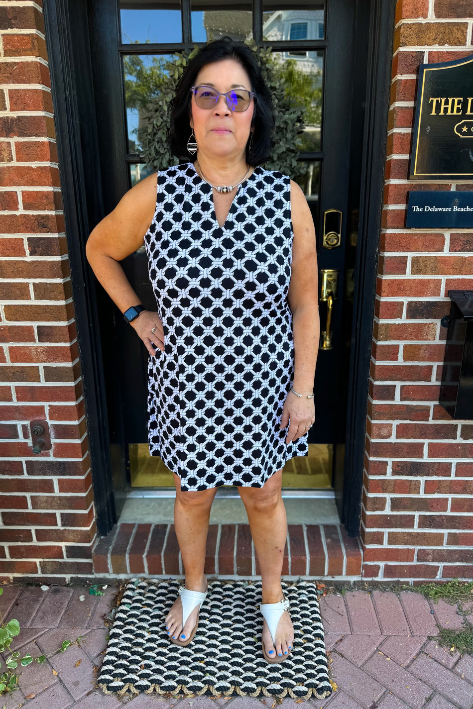 Lulu B Black and White Knots UPF 50+ Open Cut Dress – Blooming Boutique