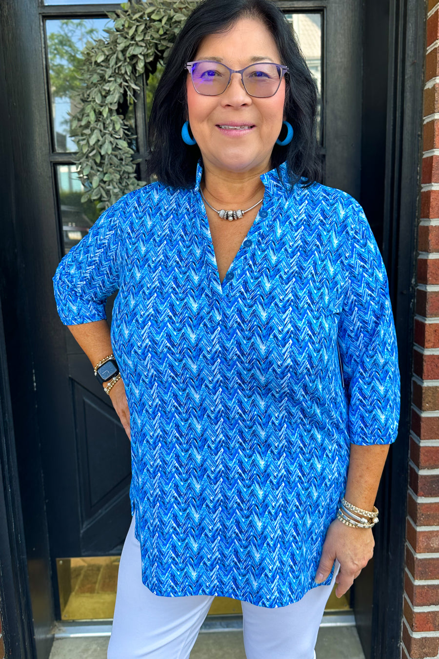 Lulu B Blue Chevron Button Tunic – Blooming Boutique