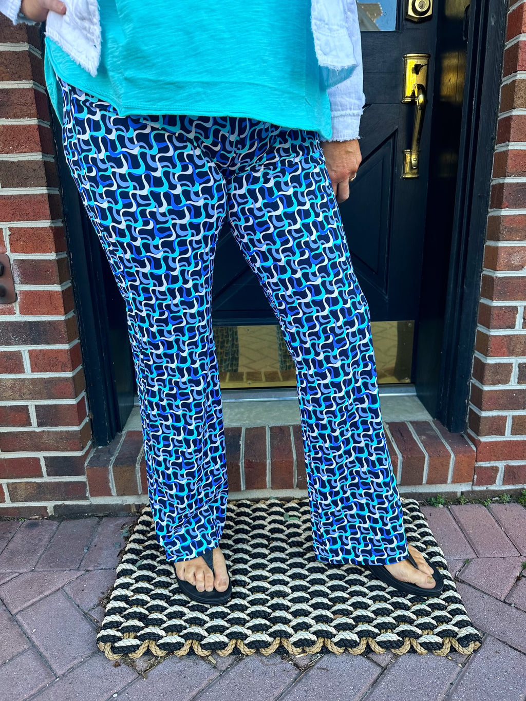 Lulu B Blue Maze Palazzo Pants – Blooming Boutique