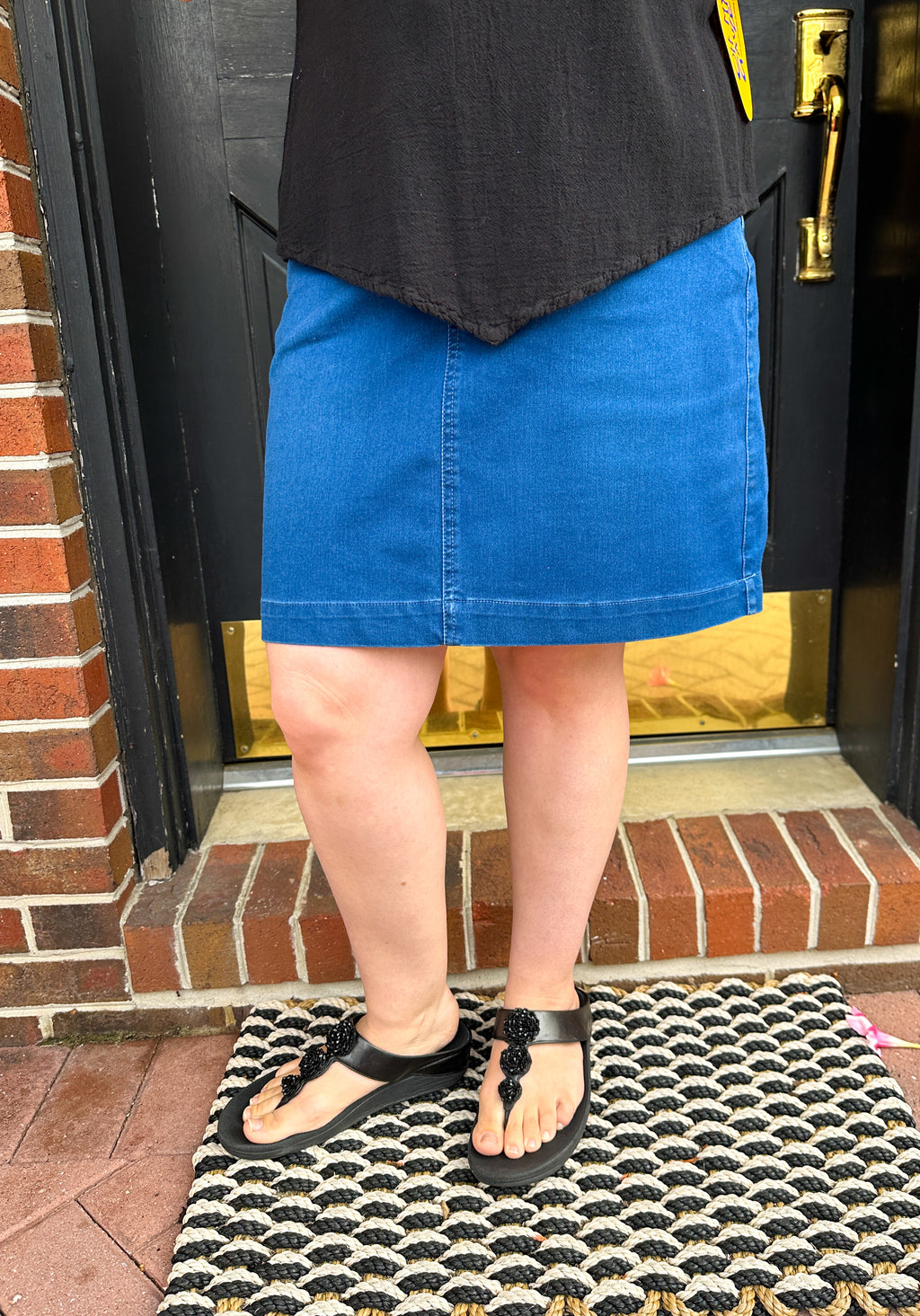 Lulu B Fly Front Clear Denim Skort – Blooming Boutique