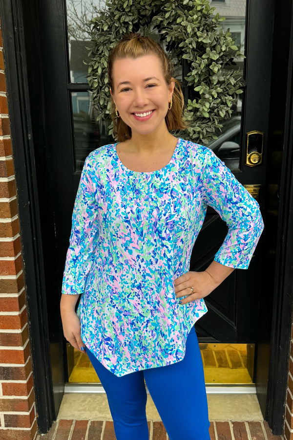 Lulu B Pastel Vine Asymmetrical Scoop Neck Top – Blooming Boutique