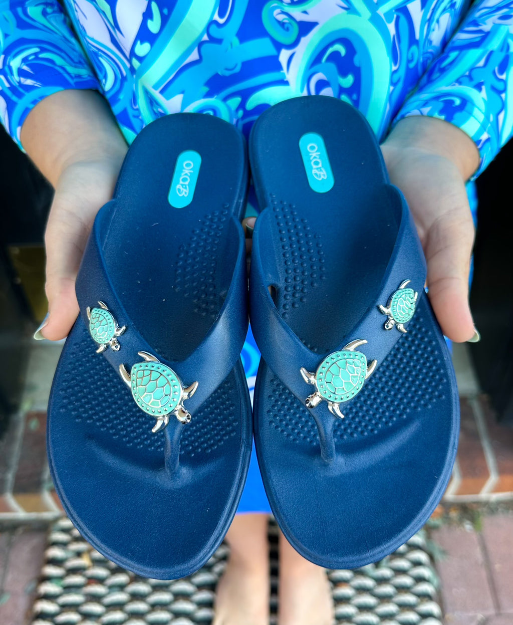 OkaB Theresa Navy Turtle Sandals – Blooming Boutique